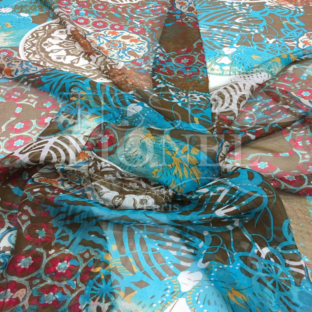 Mousseline de soie motif Paisley fond turquoise – Tissus Lionel